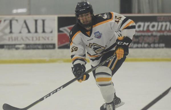 Ernster Commits to Wentworth