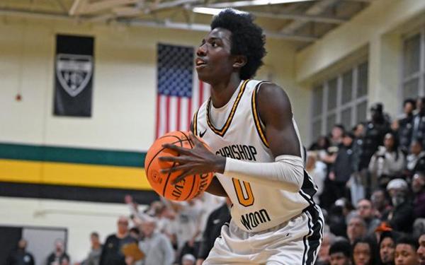 Dylan Powell's big night leads Archbishop Wood past Neumann-Goretti