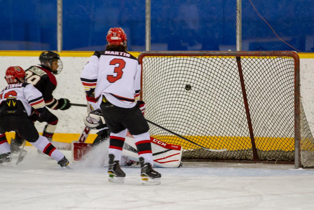 Pacific Elite Prospects Hands Out Gold