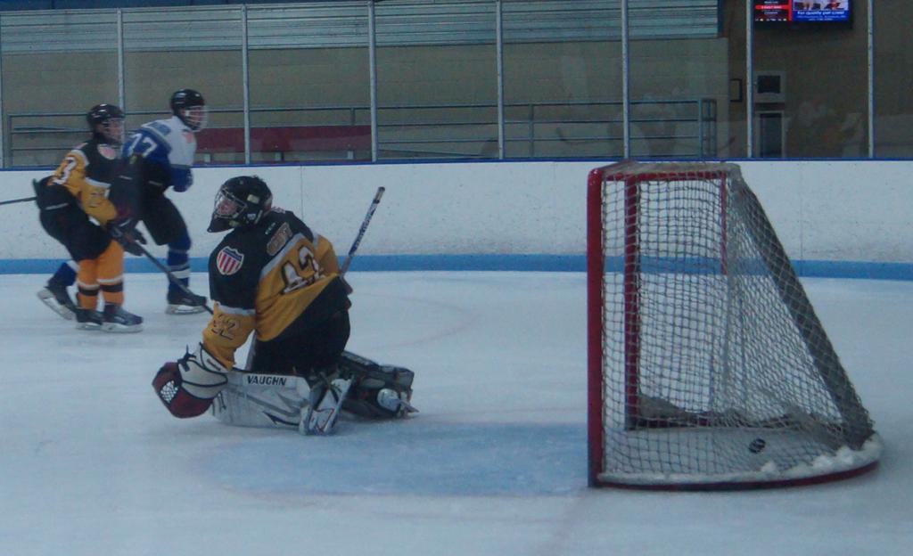Bantam Elite Kicks off Season with a Bang