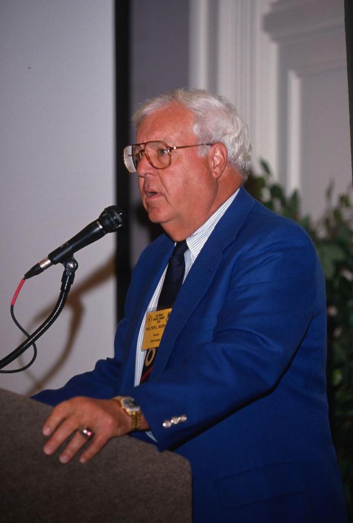 Walter Bush | Photos | USA Hockey