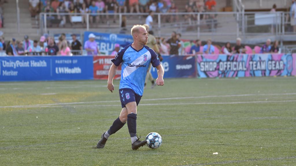 Defender Eric Leonard Returns to Forward Madison FC for Fourth Season